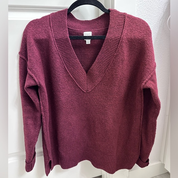 Roan + Ryan | Sweaters | Roan Ryan Burgundy Sweater Size Small | Poshmark